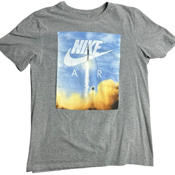 Nike | Shirts | Nike Air Rocket Launch Graphic Tshirt Gray Mens Size L ...
